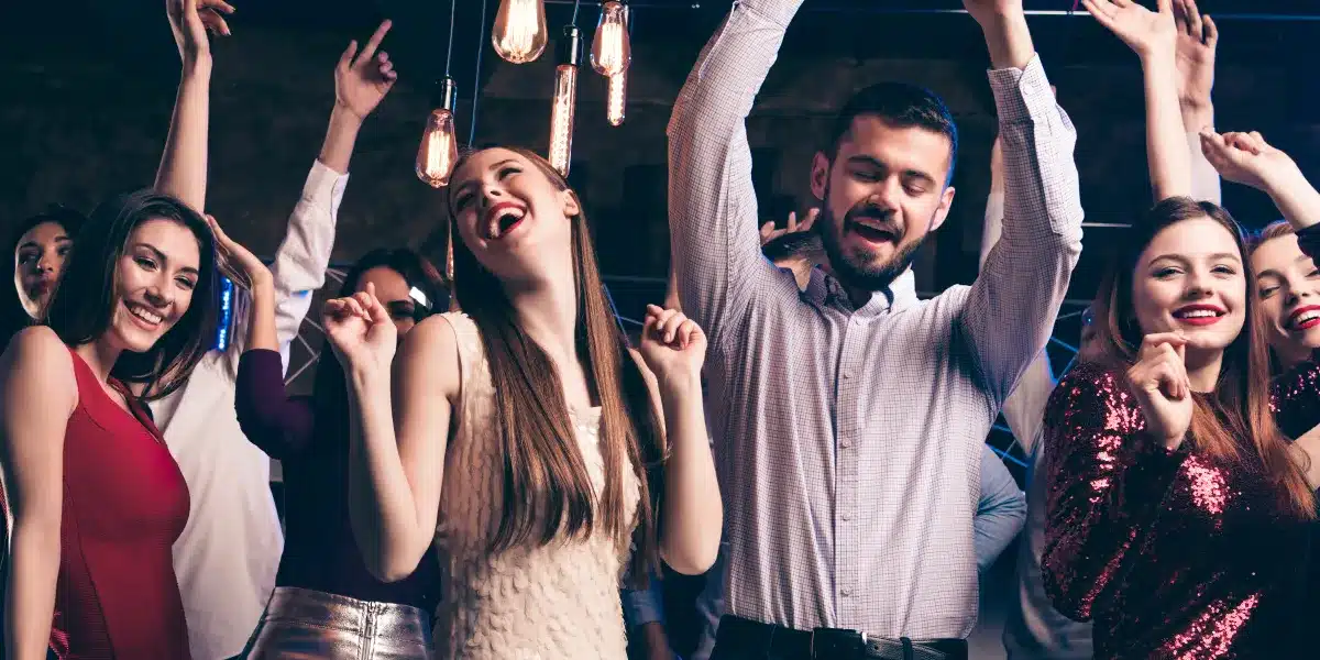 My 25th High School Reunion Took an Unexpected Turn – Middle Aged Club