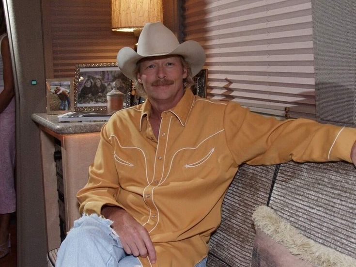 Country Legend Alan Jackson Opens Up About His Personal Struggles in an ...